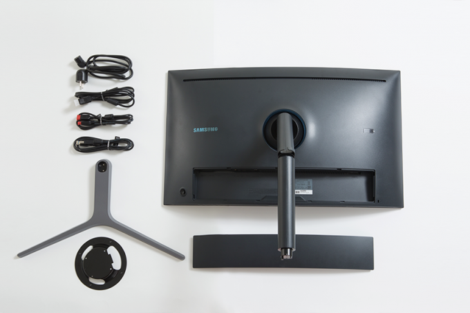 게이머를 위한 QLED 게이밍 모니터 CHG70 ① 개봉해 보았습니다 – Samsung Newsroom Korea