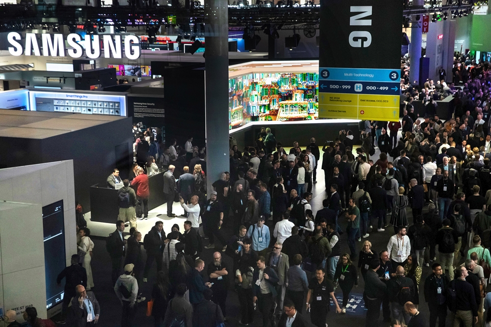 삼성전자, ISE 2025서 컬러 이페이퍼 4종 공개 – Samsung Newsroom Korea